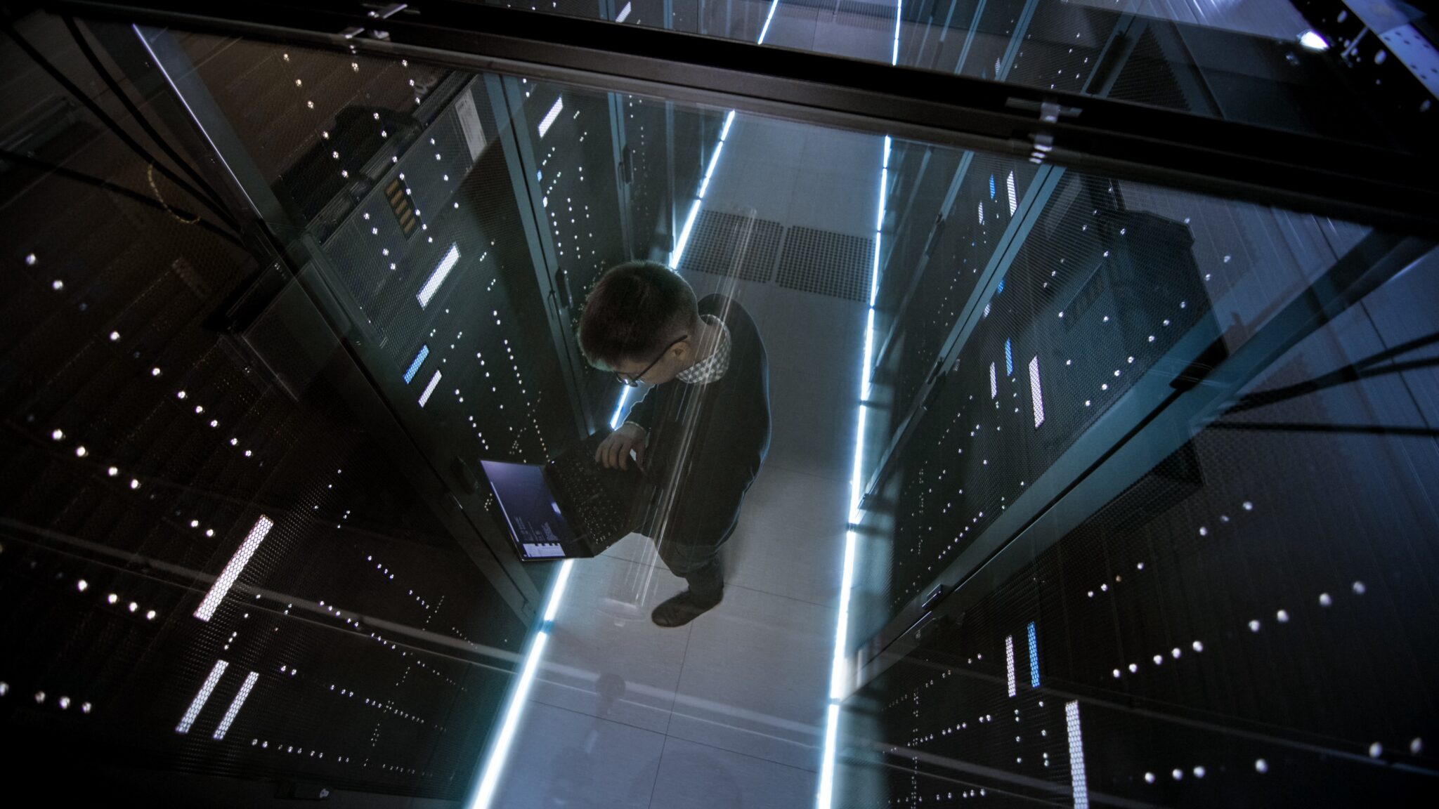 DC People | Datacenter Staffing | Direct in te huren personeel